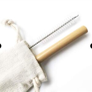 Eco friendly bamboo reusable straws (2) with cleaning brush (1) and juke bag (1)