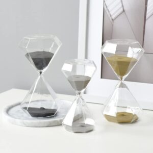 DOITOOL Desk Topper Diamond Shape Glass Hourglass Sandglass Timer 5 Minutes Romantic Hourglass Sand Timer Home Desk Decor Kithchen Cooking Countdown Use Golden Kid Gifts