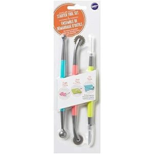 wilton shape with fondant starter tool set