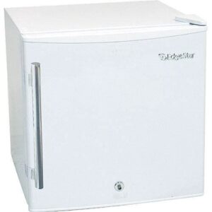 edgestar 19 inch wide 1.1 cu. ft. freezer with integrated lock