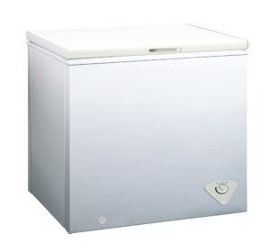 midea whs-258c1 single door chest freezer, 7.0 cubic feet, white