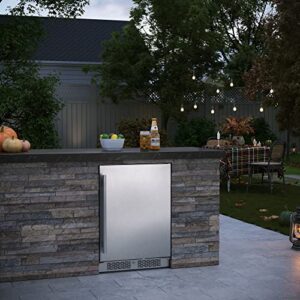 Avallon AFR242SSODRH 24 Inch Wide 5.66 Cu. Ft. Built-In Compact Outdoor Refrigerator with Right Hinge