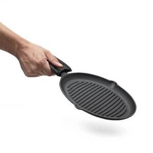 PEBBLEWICK - Cast Iron Fajita Skillet Set - Pre-seasoned with Wooden Base and Mitt - Create Authentic Sizzling Meals with Ease - complete with 7 Inch Tongs