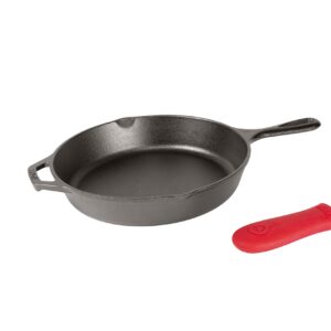 Lodge Cast Iron Skillet with Handle Holder and Pan Scrapers, 10.25-Inch