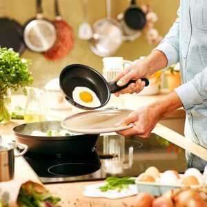 YEmirth Mini Pan for One Egg, 4.7" 12cm Mini Egg Frying Pan with Handle Heat Resistant Non Stick Pot, Portable Camping Cooking Omelet Pan for Gas Stove Induction Hob