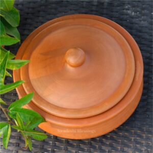 Swadeshi Blessings HandMade Exclusive Range Unglazed Clay Handi/Earthen Kadai/Clay Pot For Cooking & Serving with Lid, 2.8Liters (With Natural White Firing Shade & Mirror Shine) + PALM LEAF STAND