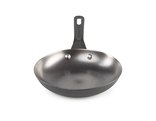 GSI Outdoors Guidecast 8” Frypan I Cast Iron, Lightweight, Gourmet Frying Pan, Camp Cookware