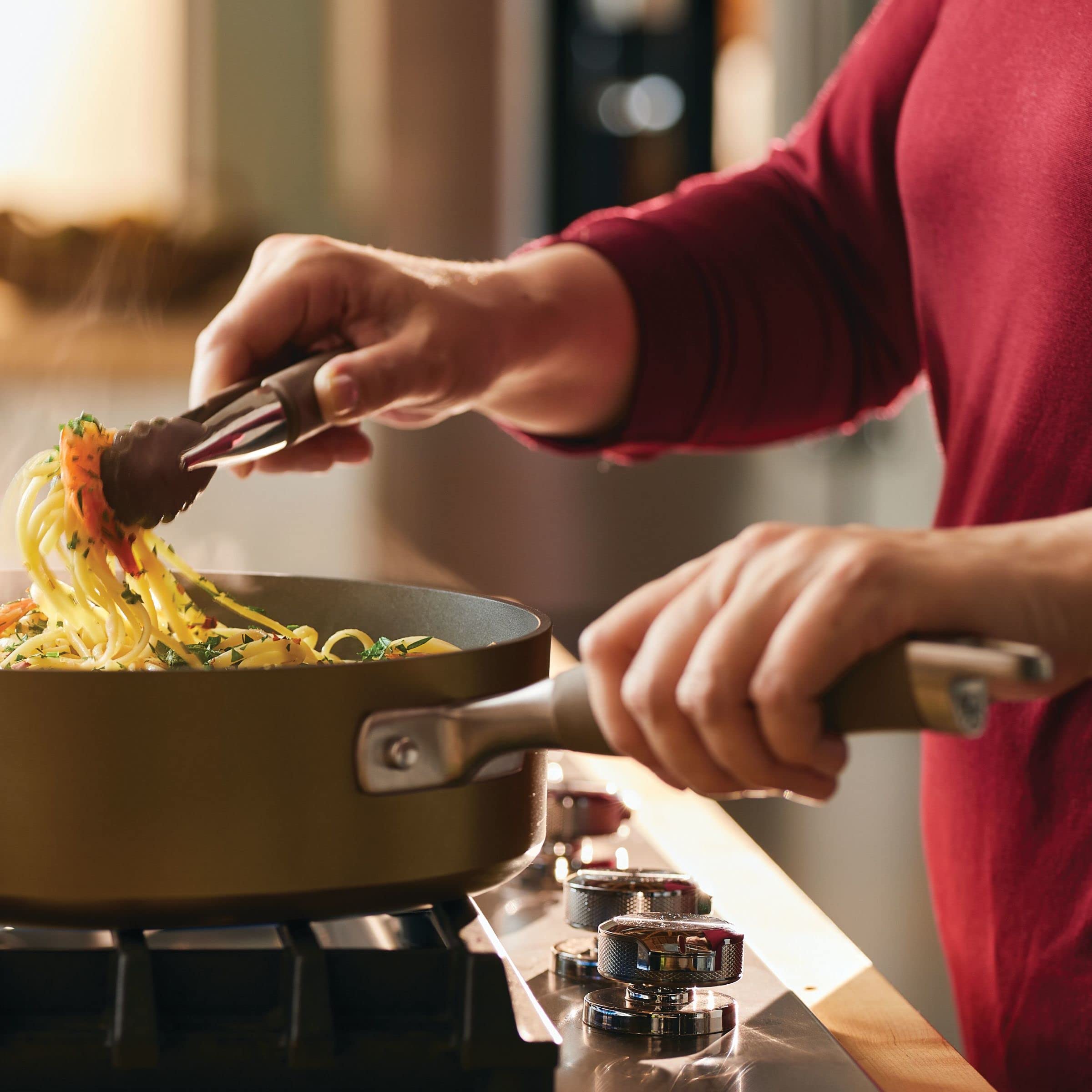 Anolon Advanced Home Hard-Anodized Nonstick Two Step Meal Set (5 Qt. Dutch Oven & 10" Everything Pan Lid, Bronze)