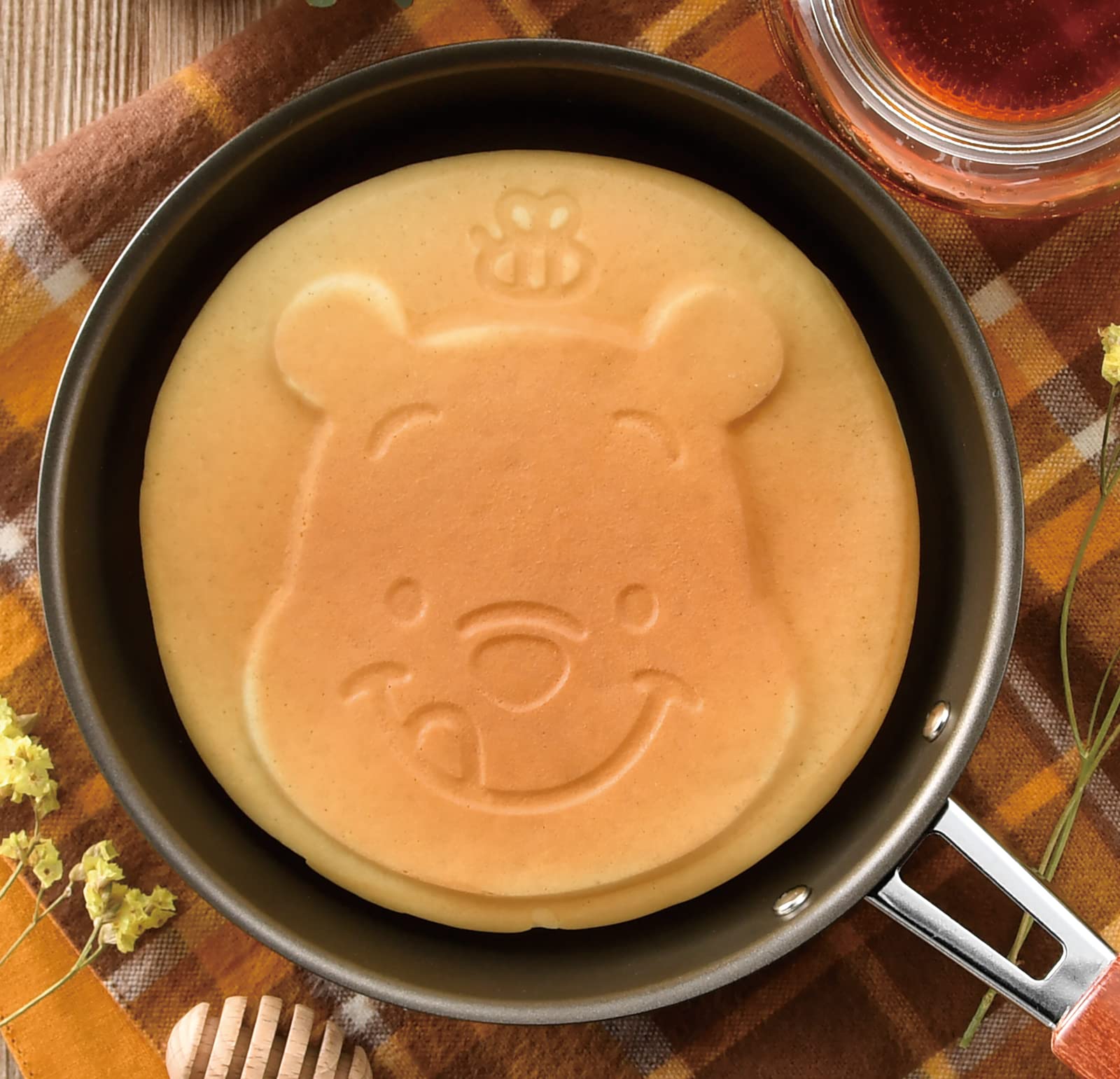 Yaksell 50086 Disney Pancake Pan, 6.3 inches (16 cm), Pooh S2, For Gas Stoves Only