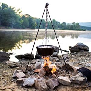 Lodge Tall Boy Tripod with 5 Quart Deep Camp Dutch Oven