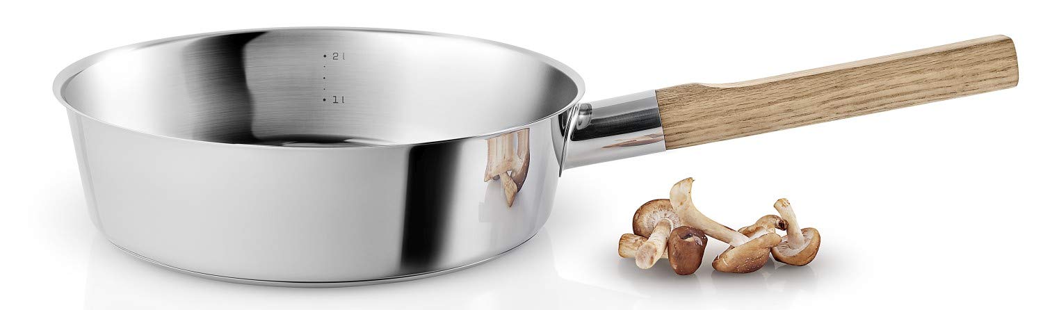 Eva Solo | Nordic Kitchen Suete Pan with Lid | Stainless Steel, Easy Handling & Low Weight | Suitable for all Heat Sources – Including Induction | Easy to Clean