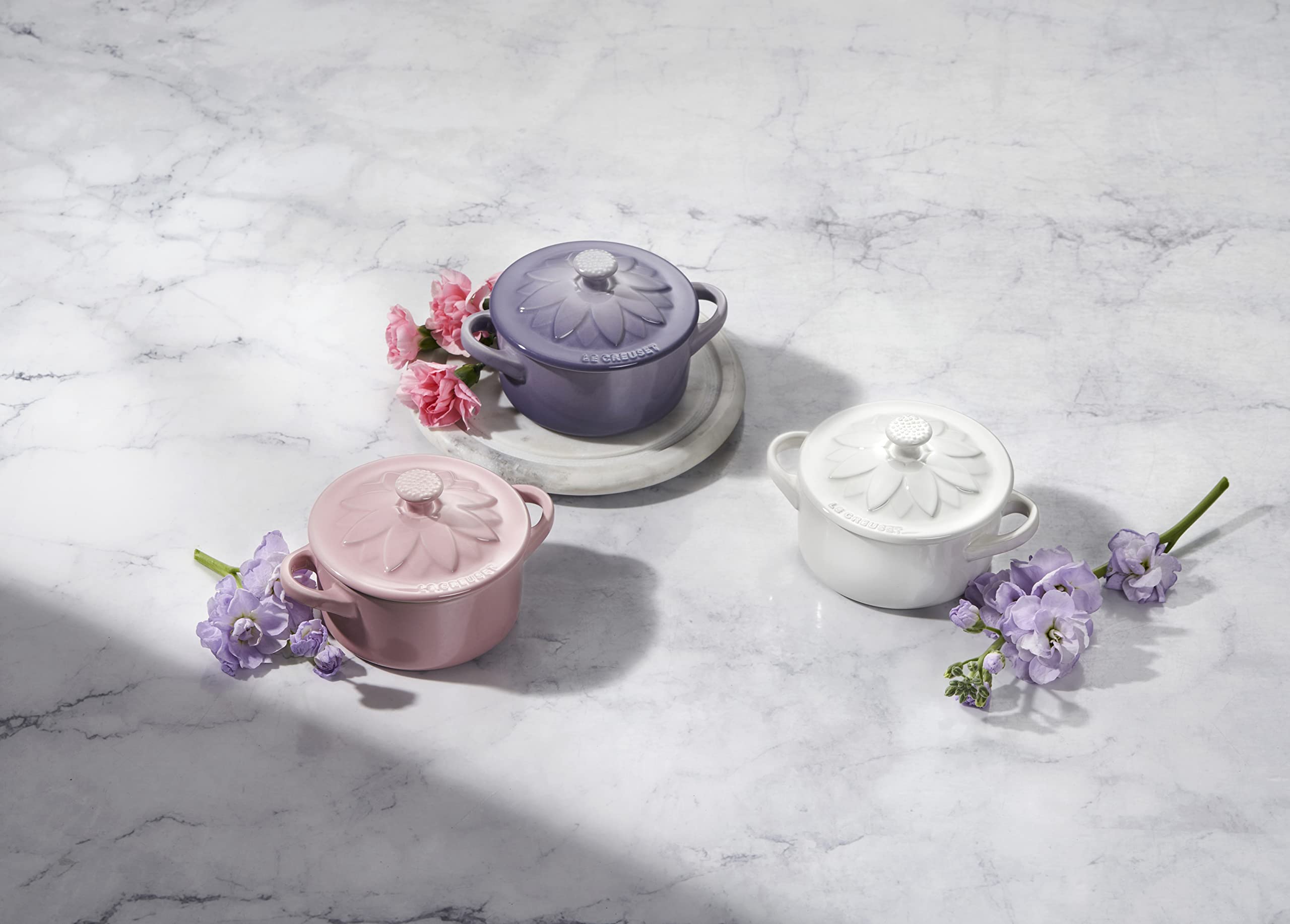 Le Creuset Stoneware Mini Round Cocotte with Flower Lid, 8oz., Meringue