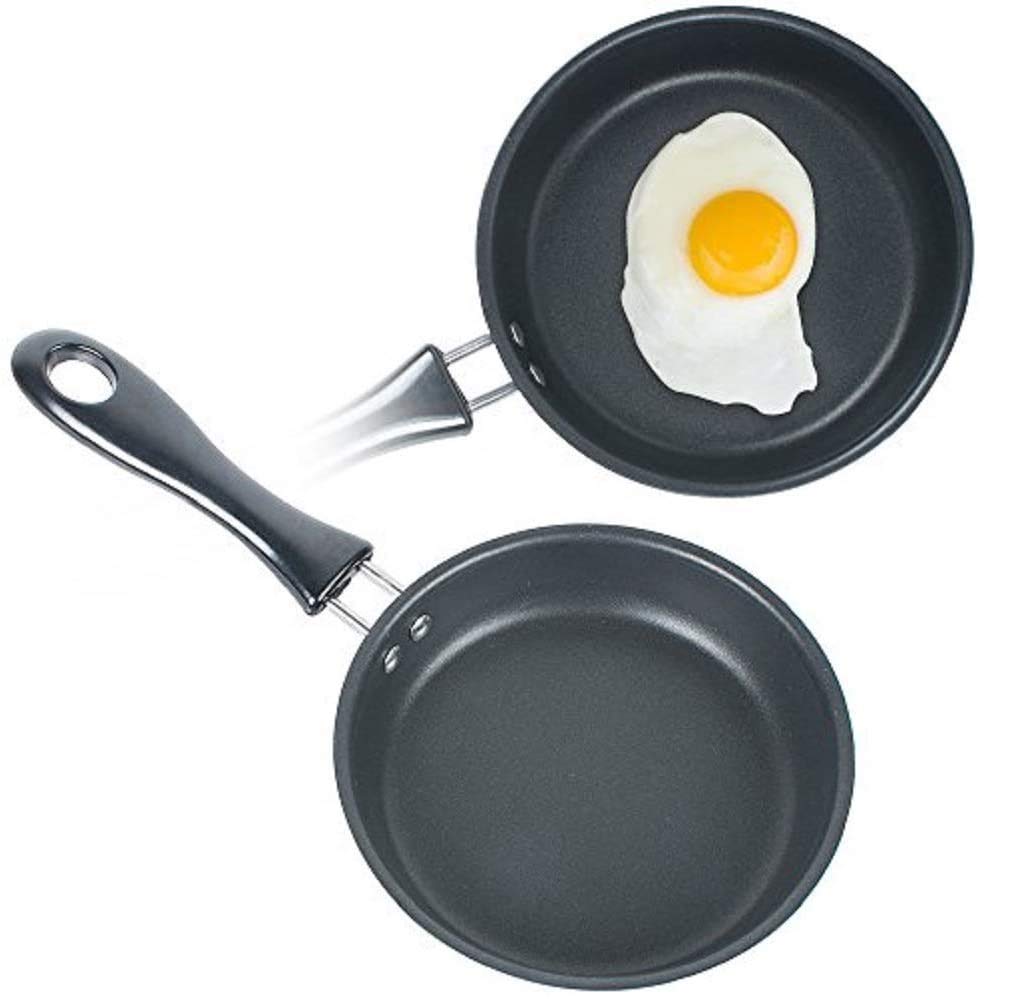 FveBzem Nonstick Frying Pan Round Egg Pan One Egg Fry Pan Egg Pancake Maker Omelet Mini Dishwasher Safe Cookware Small Egg Skillet, PFOA Free, 4.72 Inch(12cm)