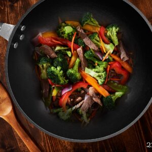 21st & Main Wok, Stir Fry Pan, Wooden Handle, 11 Inch, Lightweight Cast Iron, chef’s pan, pre-seasoned nonstick, for Chinese Japanese and other cooking