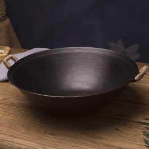 臻三环 ZhenSanHuan Handmade Cast Iron wok No Coating No painting Healthy, Flat Bottom, Induction Suitable (38CM (15inches))