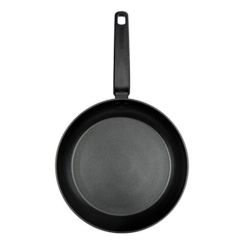 MASTERPAN Non-Stick ILAG Ultimate Everyday Frying Pan with Bakelite handle, 11", black