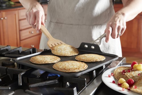 Calphalon Contemporary Hard-Anodized Aluminum Nonstick Cookware, Square Griddle Pan, 11-inch, Black