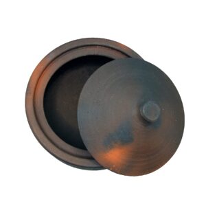 High Wind Flamed Dark Primitive Cooking Pot - Pre Seasoned - Made from Fire Clay: Suitable for Stove Top and Open Fire