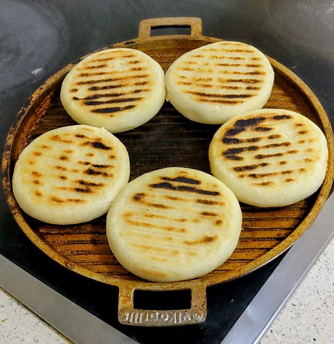 VIKO® Budare Pro Grill arepas precurado 26cm 10.2" Grill-Griddle @vikogrills Gauchogrillx® Hecho en Venezuela