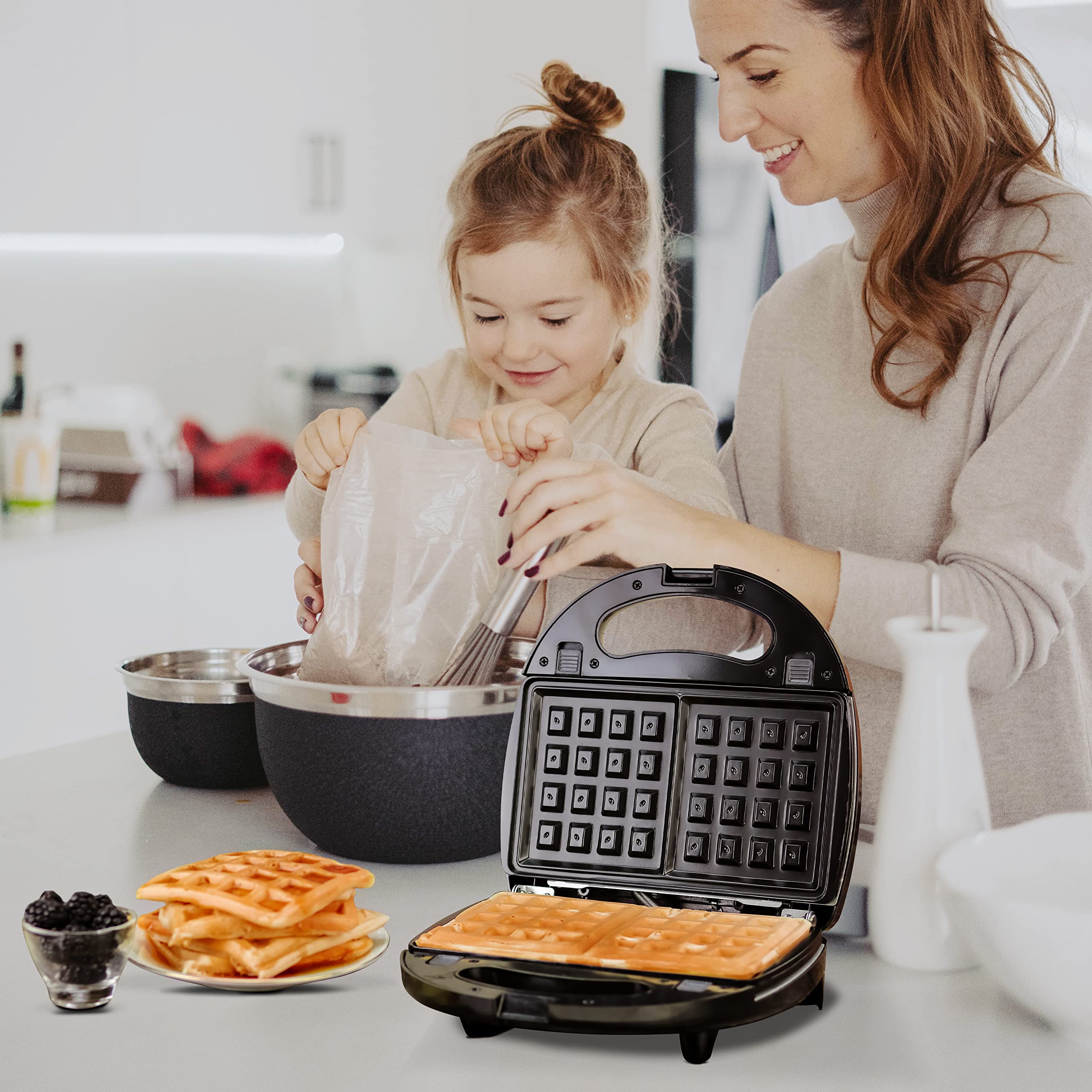 OVENTE 3 in 1 Electric Sandwich Maker, Panini Press Grill and Waffle Iron Set with Removable Non-Stick Plates, Perfect for Cooking Grilled Cheese, Tuna Melts, Burgers, Steaks and Snacks, Black GPI302B