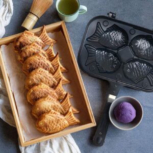 AYNEFY Taiyaki Pan, Taiyaki Fish Shape Cake Maker Non Stick Taiyaki Double Baking Pan Waffle Baking with Black Anti Scalding Handle for Home Kitchen