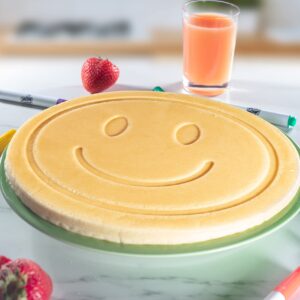 CucinaPro XL Smiley Face Pancake Pan, 10-Inch, Nonstick, Aluminum, With Edible Food Markers, Perfect for Kids' Arts & Crafts, Easy Cleanup