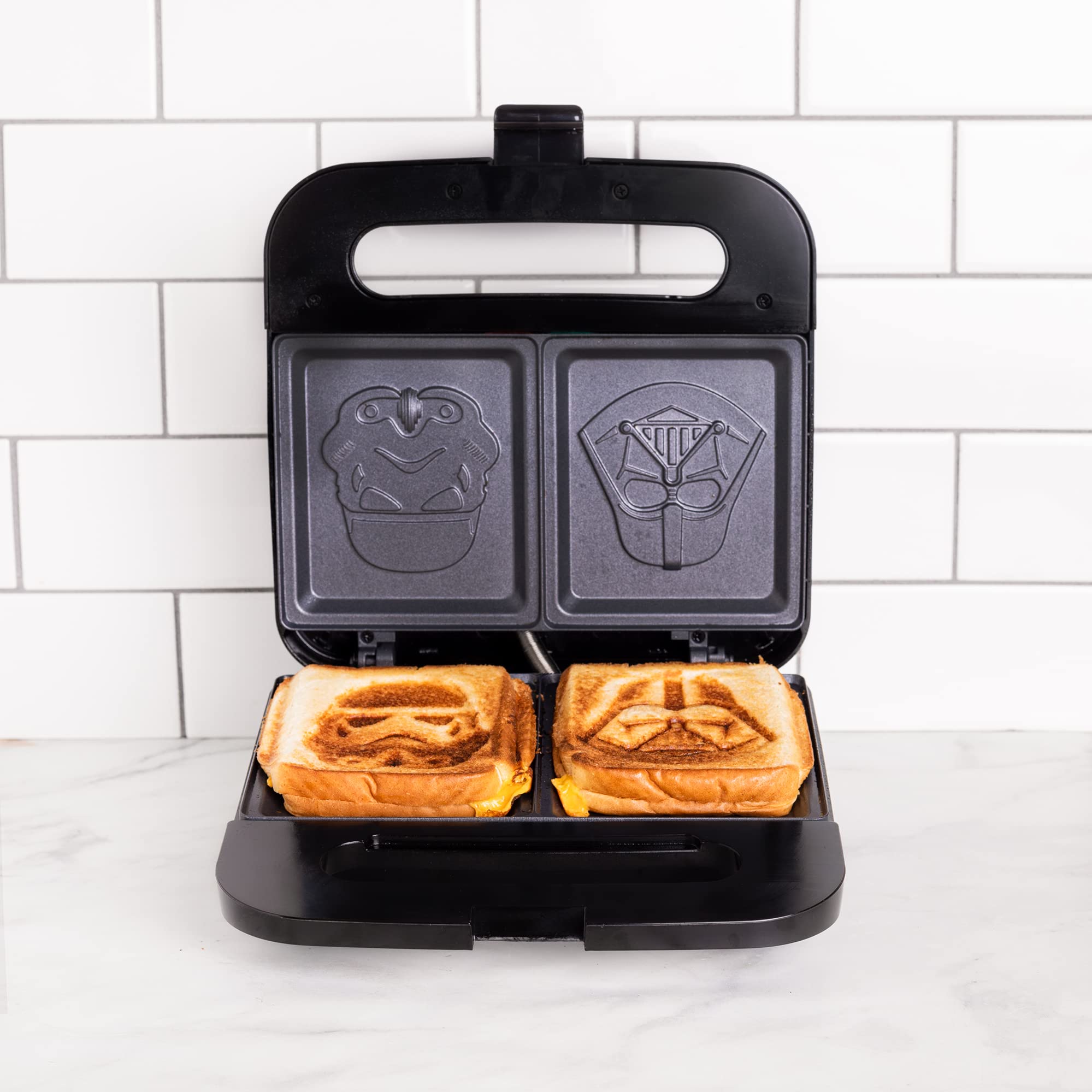 Uncanny Brands Star Wars Darth Vader and Stormtrooper Grilled Cheese Maker- Panini Press and Compact Indoor Grill- Opens 180 Degrees for Burgers, Steaks, Bacon