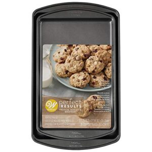 Wilton Perfect Results Premium Non-Stick Bakeware Cookie Baking Sheets Set, 2-Piece, Steel