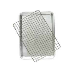 nordic ware naturals® quarter sheet with oven-safe nonstick grid