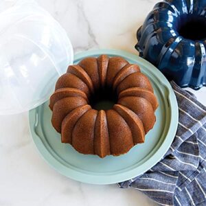 Nordic Ware Translucent Cake Keeper + Bundt Pan, Silver