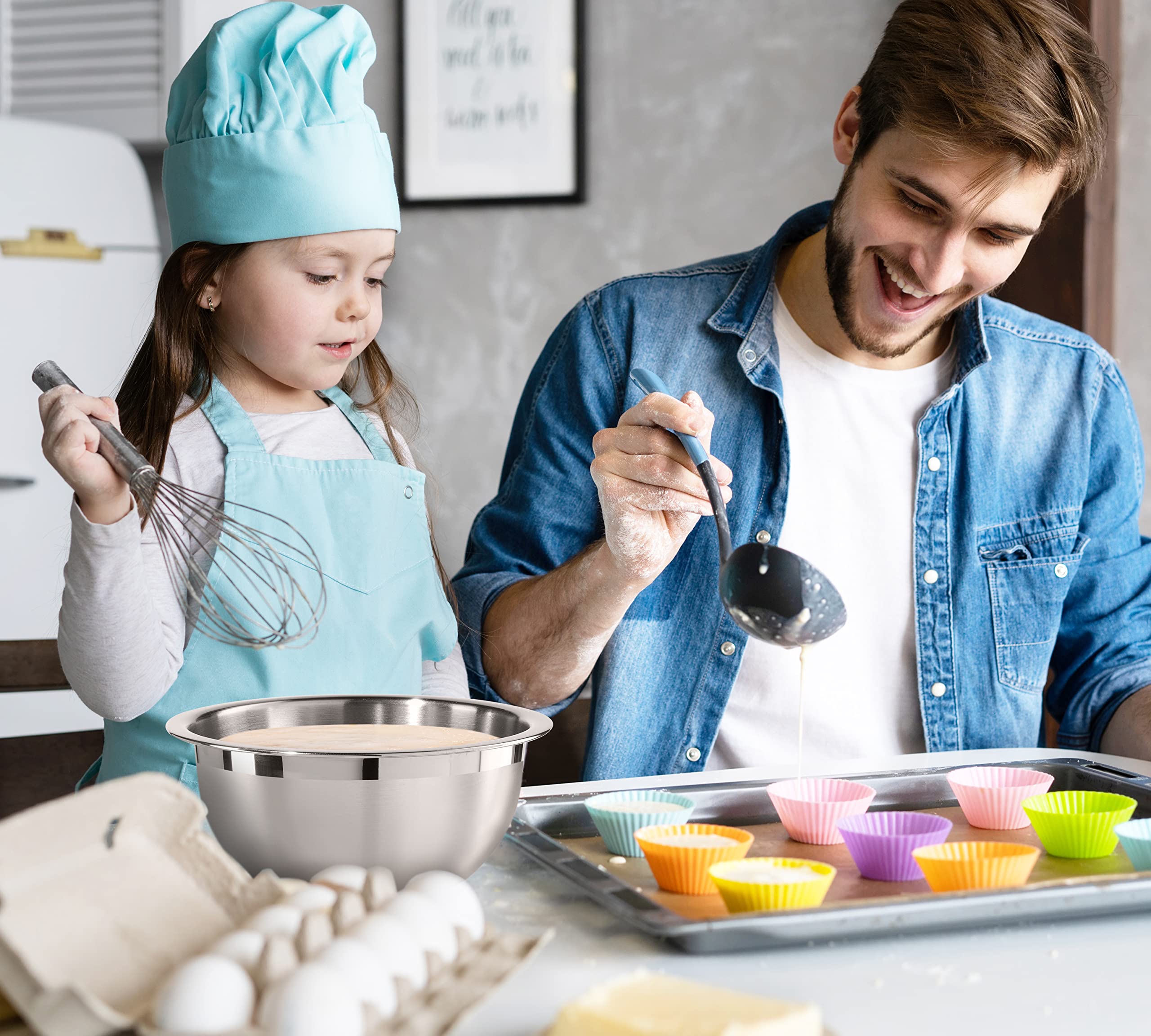 Oggi 3-Quart Two-Tone Stainless Steel Mixing Bowl, Great for Mixing, Making Dough, Dressing Salads, Mixing Eggs, Washing Vegetables