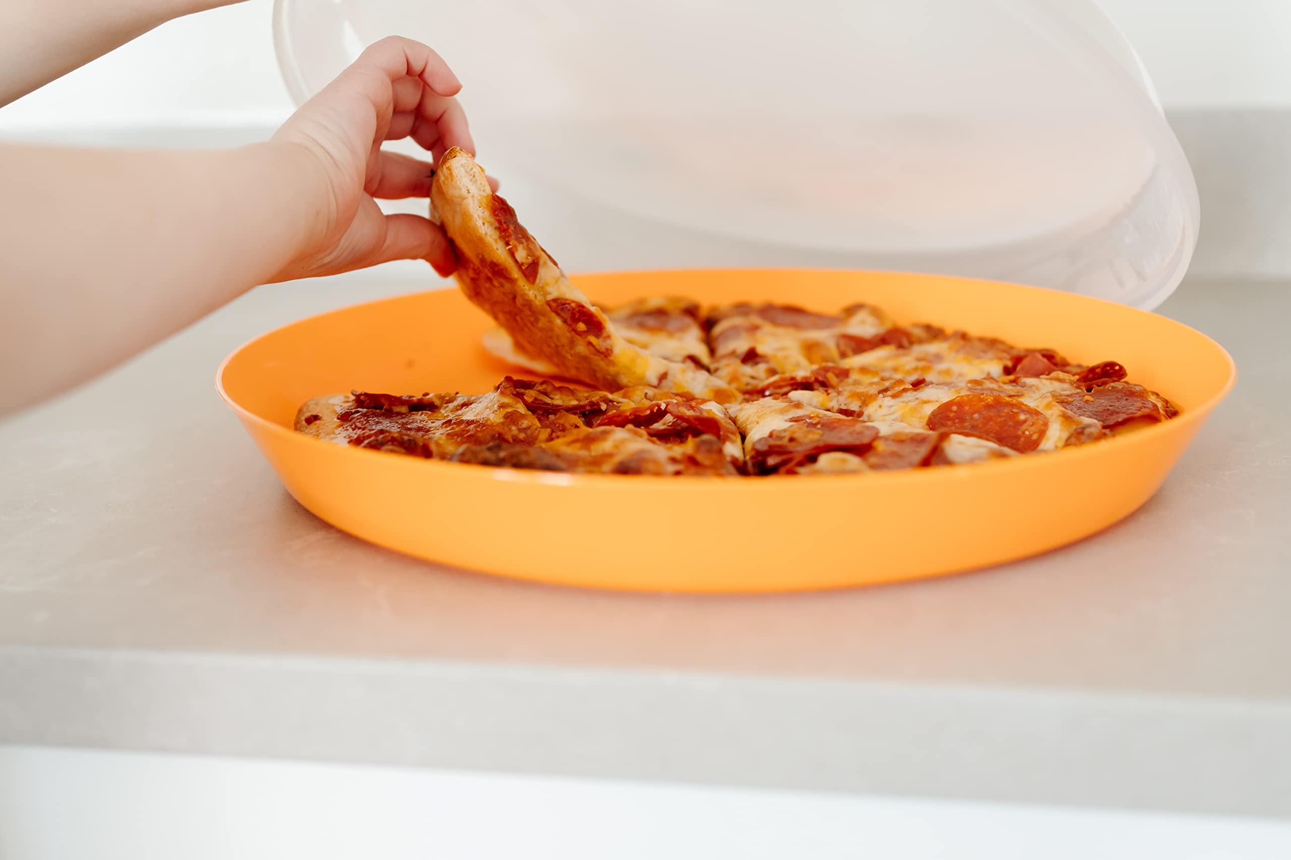 14 inch Round Pizza Keeper (Green)