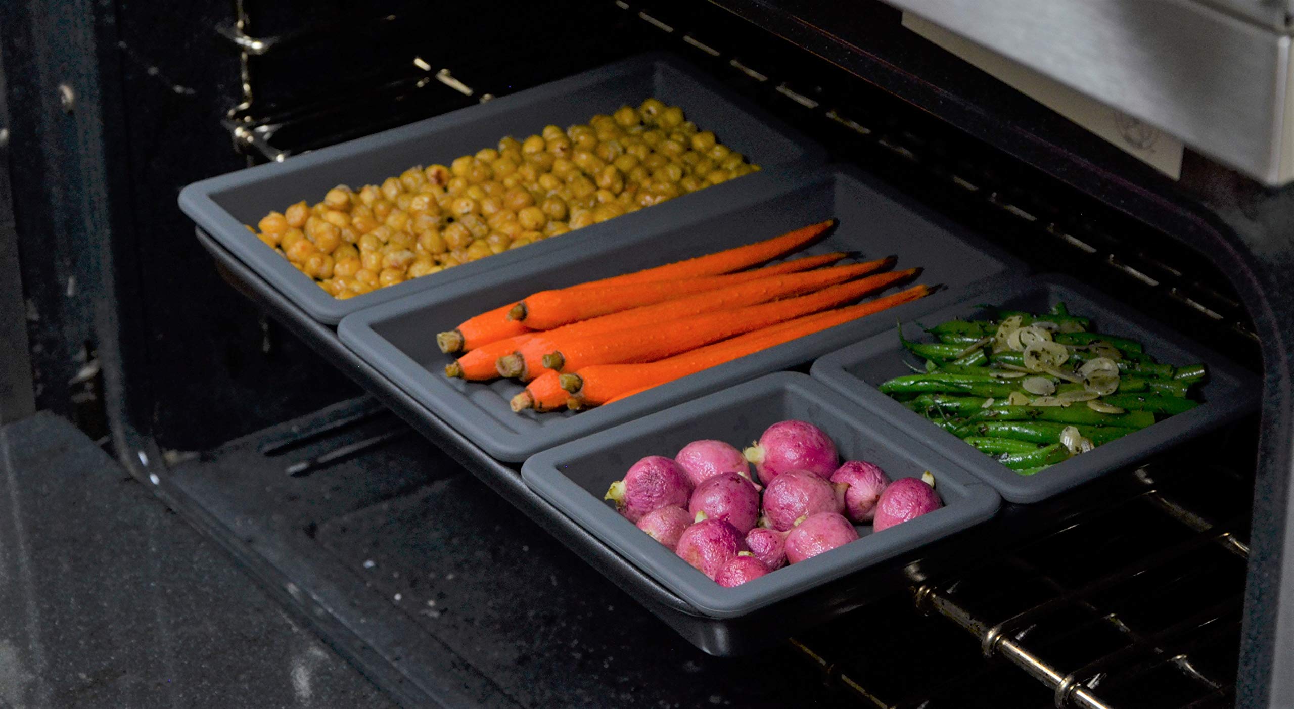 Gear Gurus Baking Pan Dividers - Silicone Baking Trays, Sheet Pan Cooking, Nonstick 4 Piece Set, Reinforced Rims, Ribbed Bottoms, Oven Dishwasher Safe