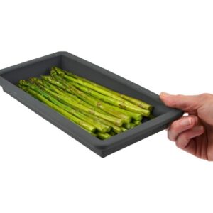 Gear Gurus Baking Pan Dividers - Silicone Baking Trays, Sheet Pan Cooking, Nonstick 4 Piece Set, Reinforced Rims, Ribbed Bottoms, Oven Dishwasher Safe