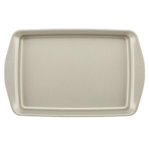 Rachael Ray Nonstick Bakeware Set without Grips includes Nonstick Cookie Sheets / Baking Sheets - 3 Piece, Silver