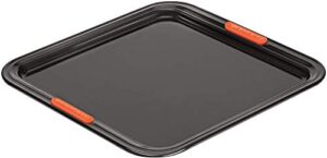 le creuset toughened non -stick bakeware rectangular baking sheet - 31 cm