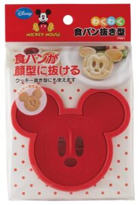 skater pnb1 wakuwaku mickey mouse disney bread cutter