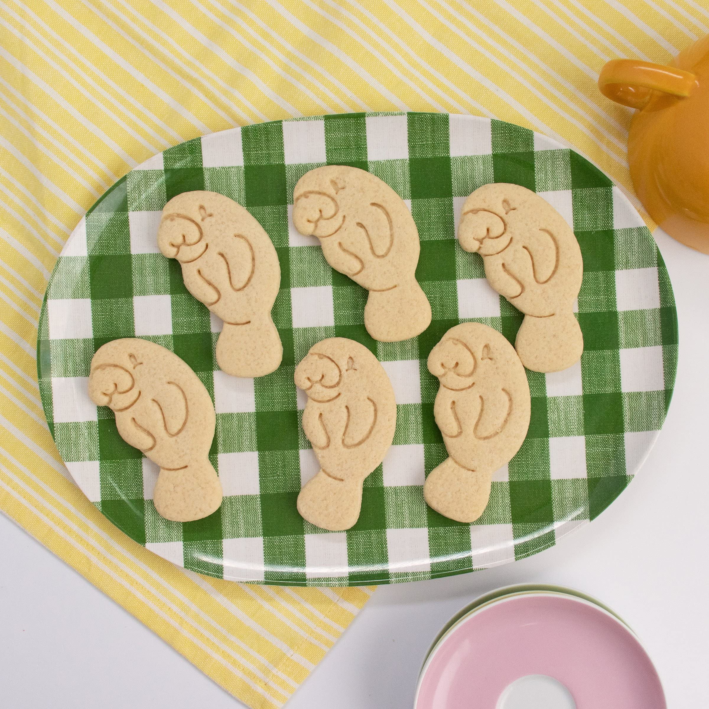 Set of 2 Manatee cookie cutters (Designs: Cute & Realistic), 2 pieces - Bakerlogy