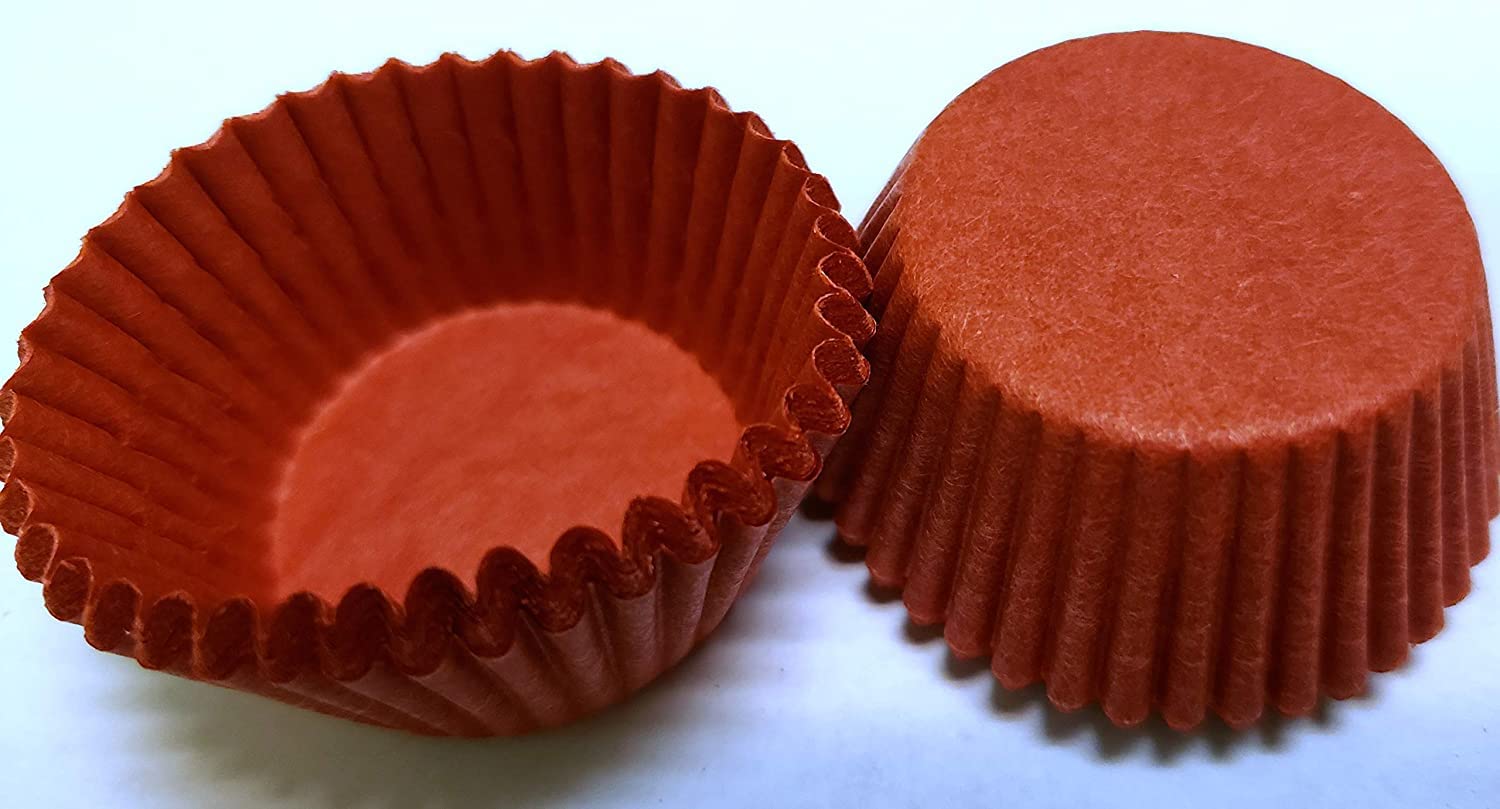 Candy Molds N More Size 4, Red Paper Candy Cups 200 Pack