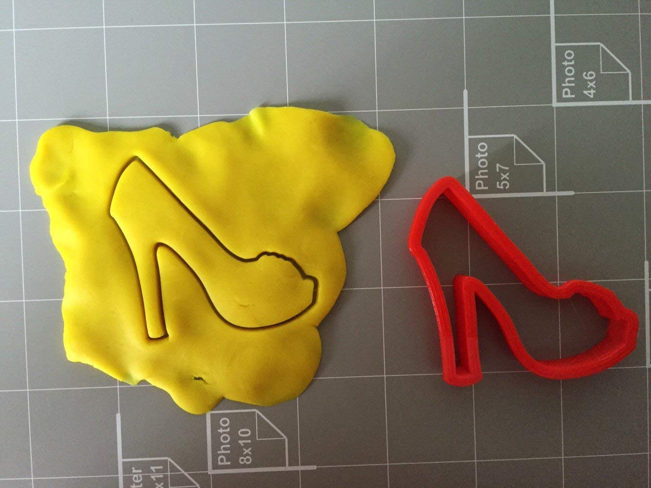 Silhouette Shoe Cookie Cutter (3 Inch)