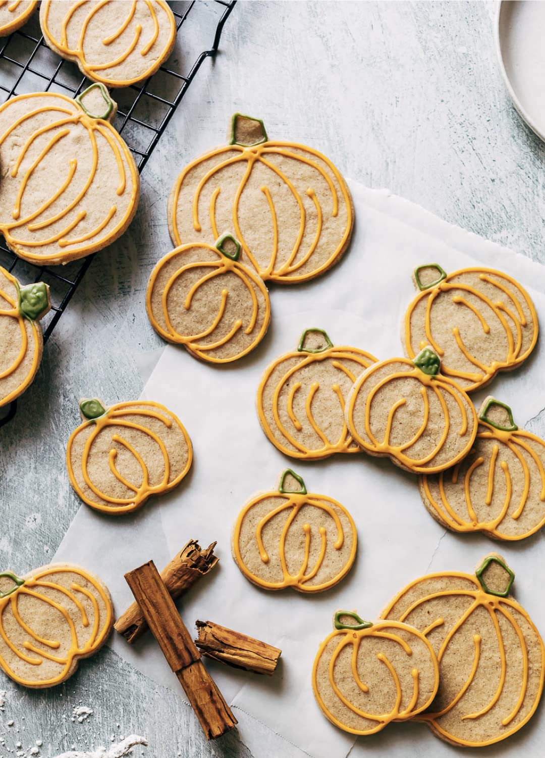 3Pcs Pumpkin Cookie Cutters 2.7" 3.3" 4", Halloween Cookie Cutter, Fall Thanksgiving Cookie Cutters, Biscuit Cutter Set, Coated with Soft PVC for Protection