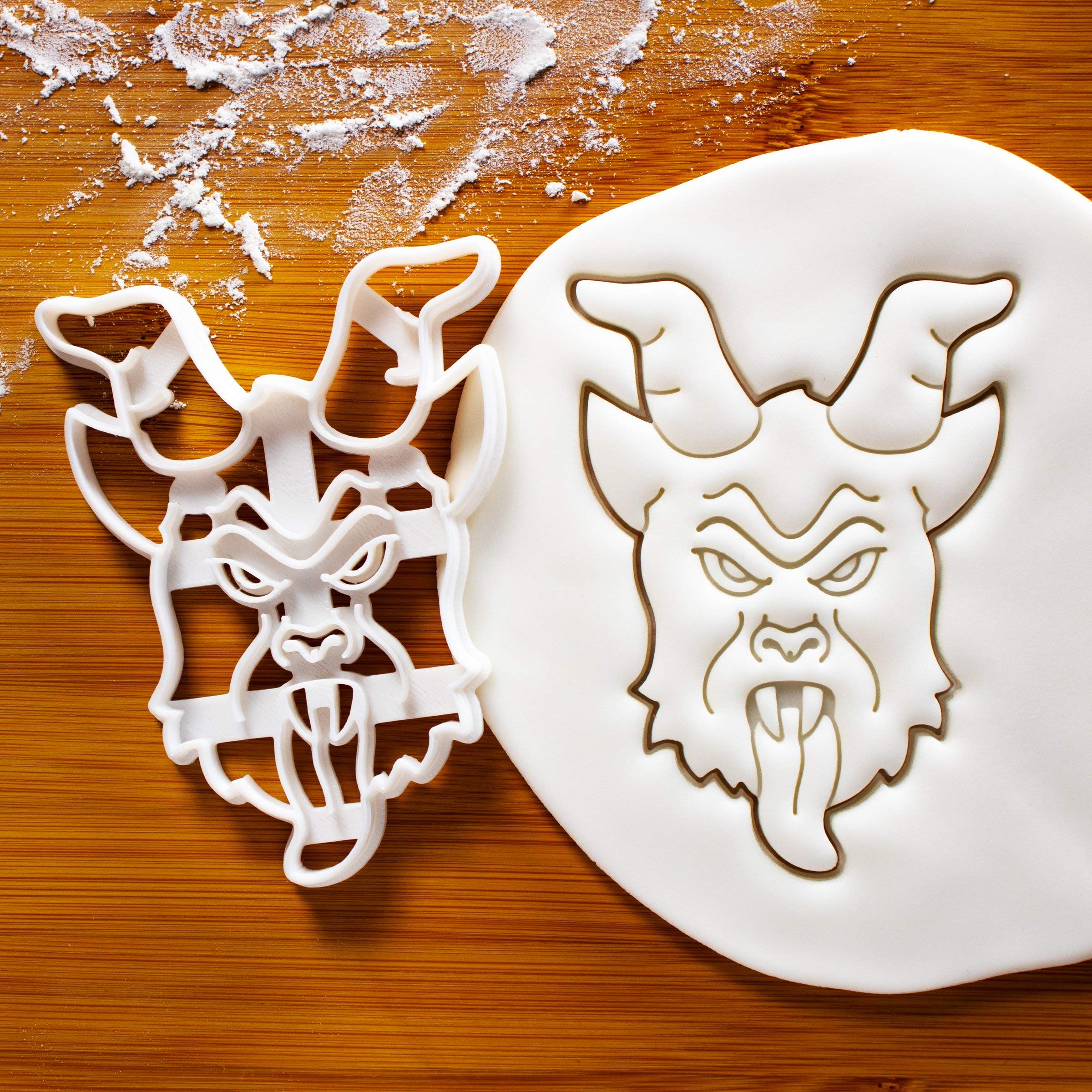 Realistic Krampus cookie cutter, Suitable for Christmas party, 1 piece - Bakerlogy