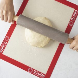 D'Luga 2-pack Non-Stick Silicone Baking Mat, Reusable Heat-Resistant Liner for Baking Pans and Cookies, Easy & Convenient, 16.5"x11.6" size, No oil Greasing Needed, Food-Grade Quality.