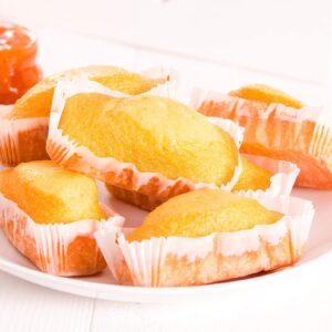 Cabilock 2000pcs Oval Cake Cups Disposable Baking Cups Cake Cup Wrap Paper Boat Shape Cake Cups Party Supplies for Cakes Muffins