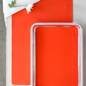 GIR Baking Mat 2-Piece Set: Red