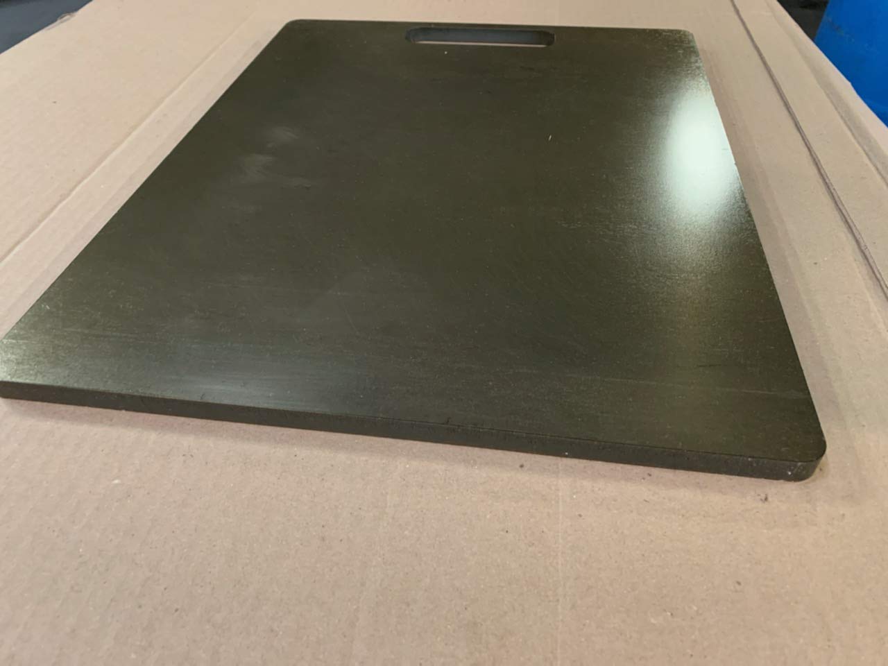 3/8" x 16" x 18" Seasoned Pizza Steel