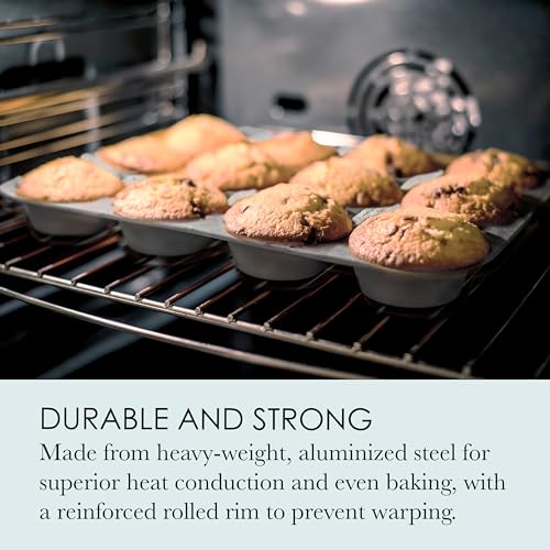 Chicago Metallic Commercial II Traditional Uncoated 12-Cup Muffin/Cupcake Pan, 15.75-inch by 11-inch