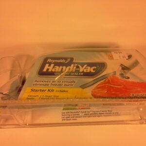 Reynolds 00590 Handi-Vac Vacuum-Sealing Starter Kit