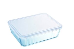 pyrex rectangular dish with plastic lid, 2.6l