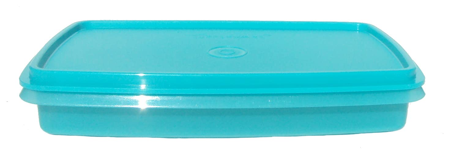 Tupperware Deli Meat or Cheese Keeper Slim Line 9 x 5 Inch Container in Aqua Blue